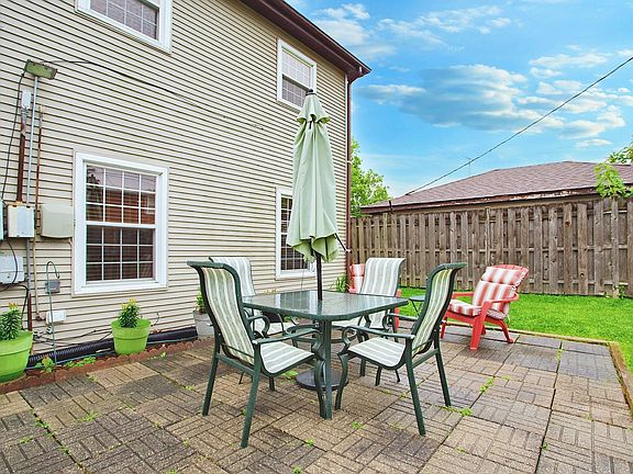 726 S Dennis Rd, Wheeling, IL 60090 | MLS #11888527 | Zillow