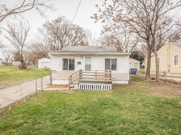 2 Bedroom Houses for Rent in Des Moines IA - 28 houses | Zillow