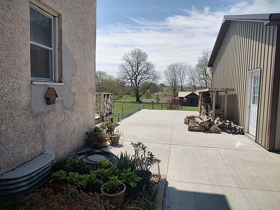 307 1st St, Shubert, NE 68437 | MLS #34006 | Zillow