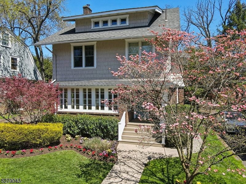 125 Gordonhurst Ave, Montclair, NJ 07043 | Zillow