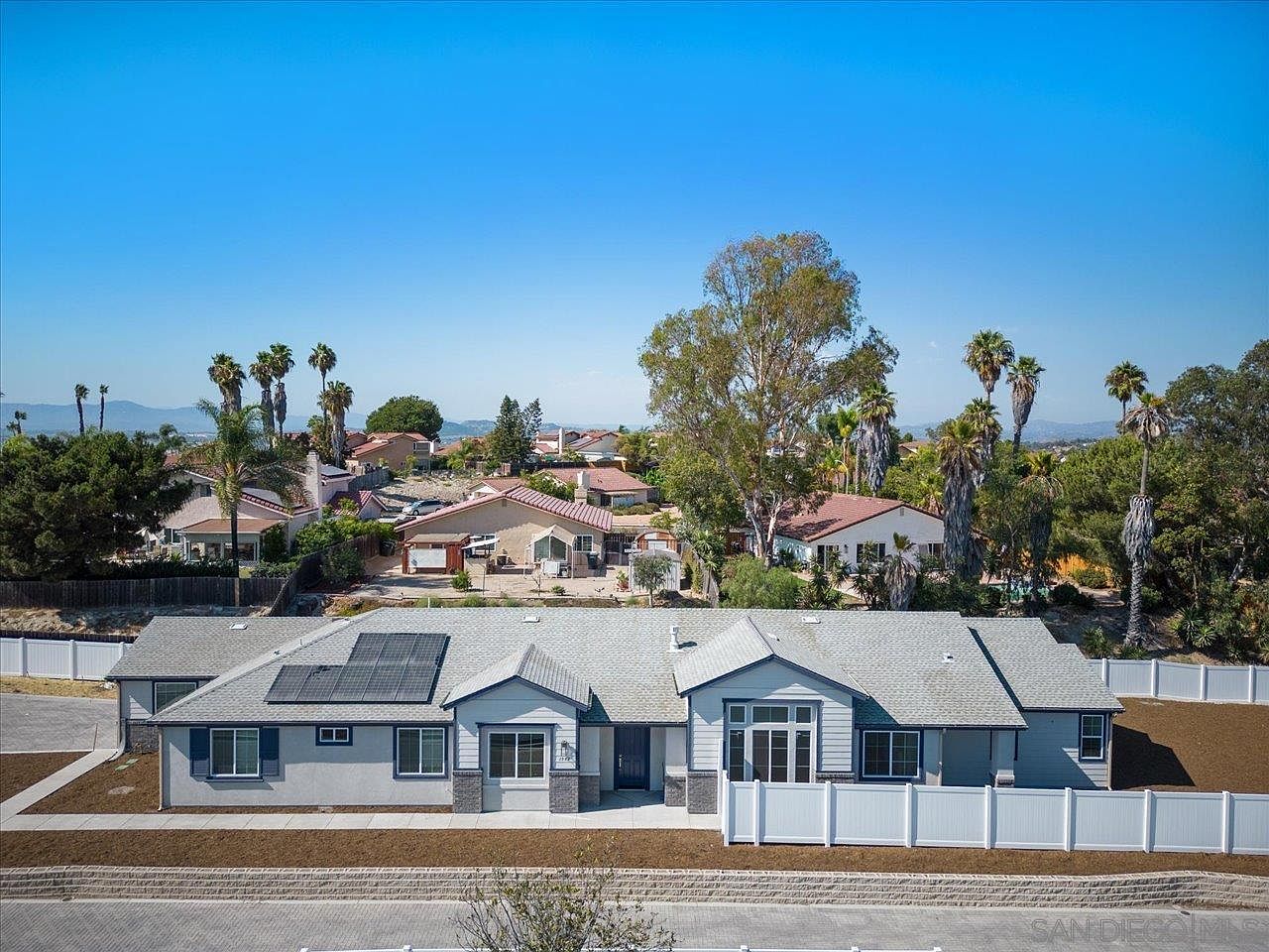1582 W Knapp Dr, Vista, CA 92083 | Zillow