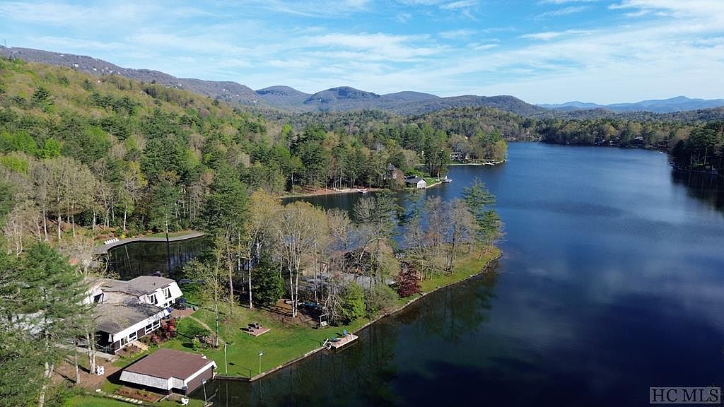 74 Echo Springs Poin, Lake Toxaway, NC 28747 | MLS #101300 | Zillow