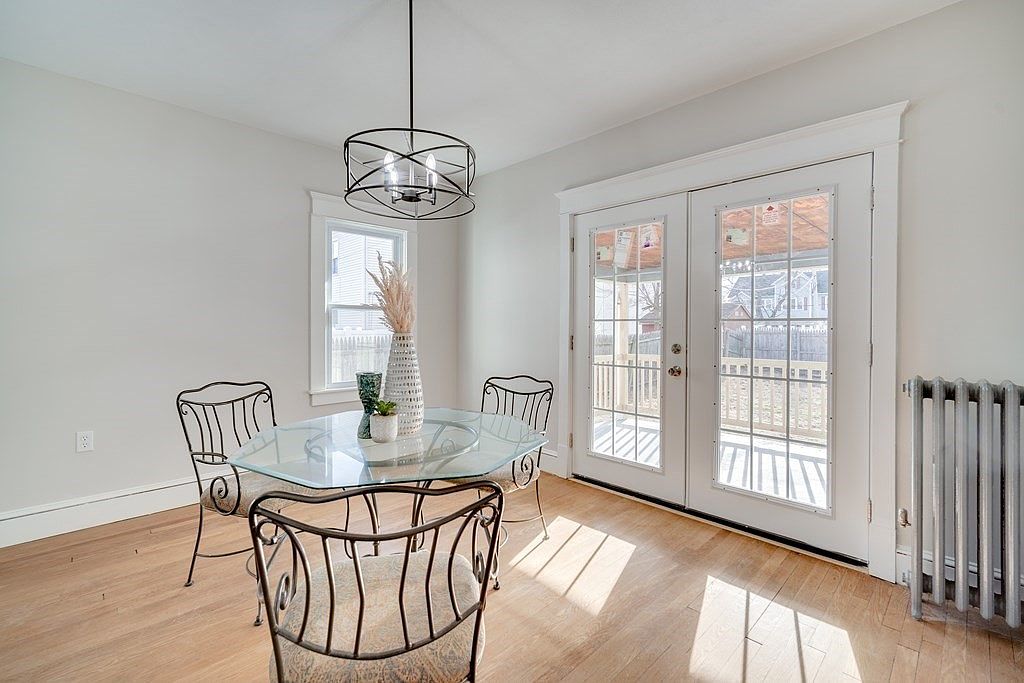 14 Leroy Pl, Springfield, MA 01104 | Zillow