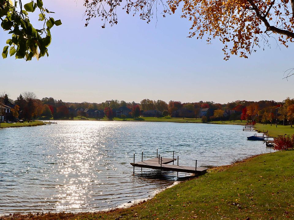 1676 Lake Largo Dr, Green Bay, WI 54311 | MLS #50267688 | Zillow