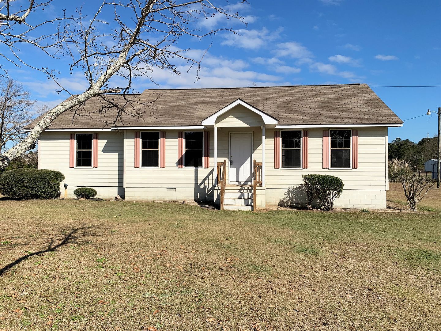 130 Lonnie Bryant Rd #LB-7, Cochran, GA 31014 | Zillow