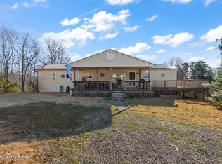 10129 Grayson Springs Rd, Clarkson, KY 42726 | MLS #HK24001084 | Zillow
