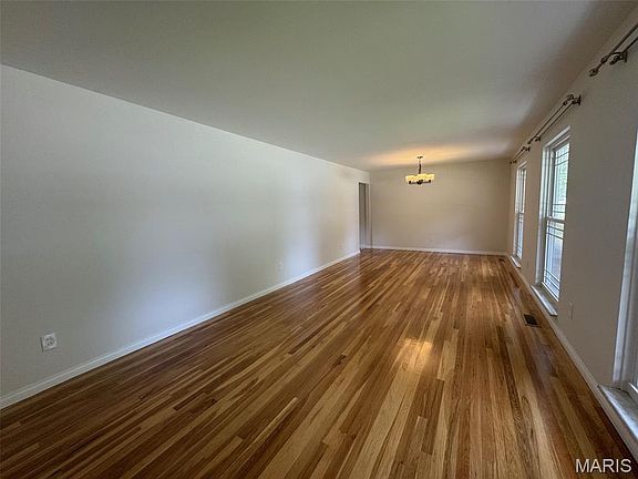 12936 Bellerive Estates Dr, Saint Louis, MO 63141 | Zillow