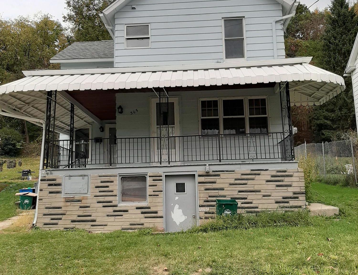 305 Spring St, Archbald, PA 18403 | Zillow