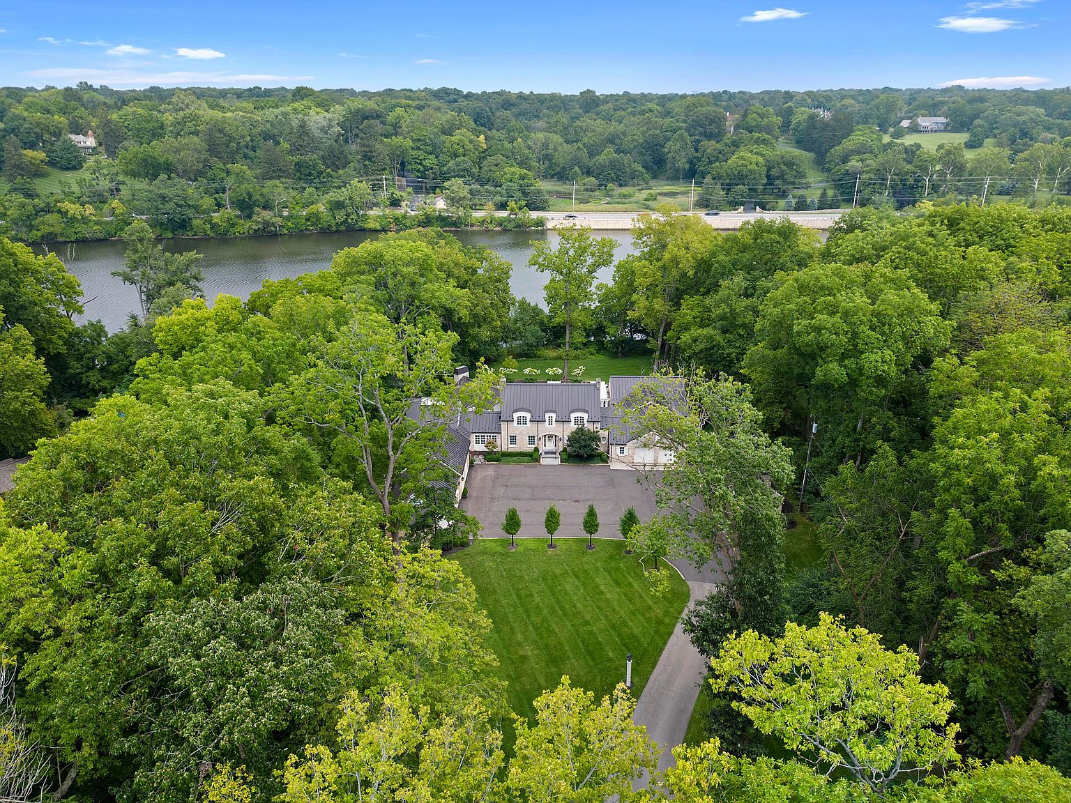 4388 Dublin Rd, Columbus, OH 43221 | MLS #223027439 | Zillow