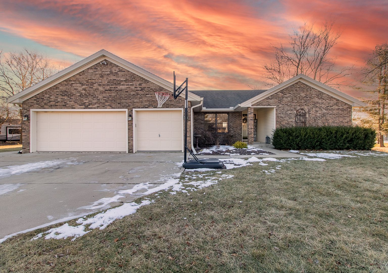 19897 Wesley St, Downs, IL 61736 | Zillow