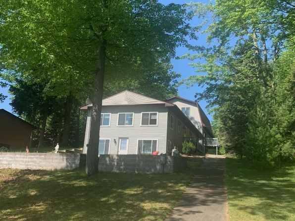 Lake Ogemaw - West Branch MI Real Estate - 11 Homes For Sale | Zillow
