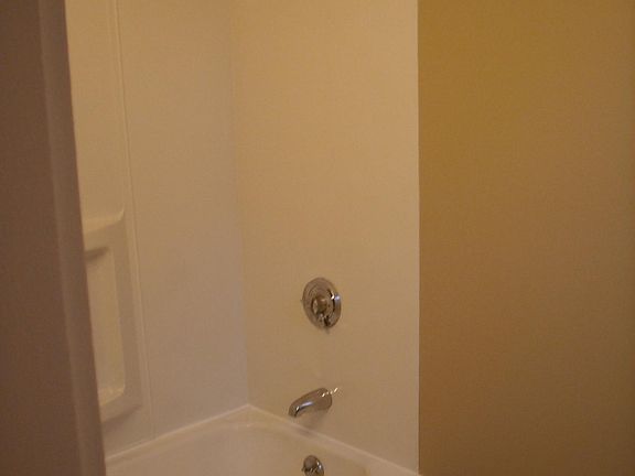 21 Memorial Dr, Rutland, MA 01543 | Zillow