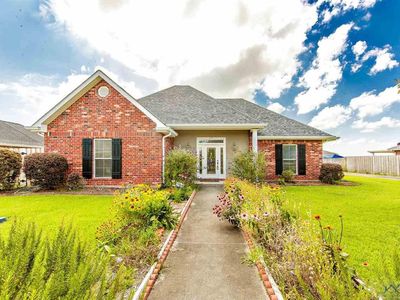 169 Lake Penchant Ct, Houma, LA 70360 | Zillow