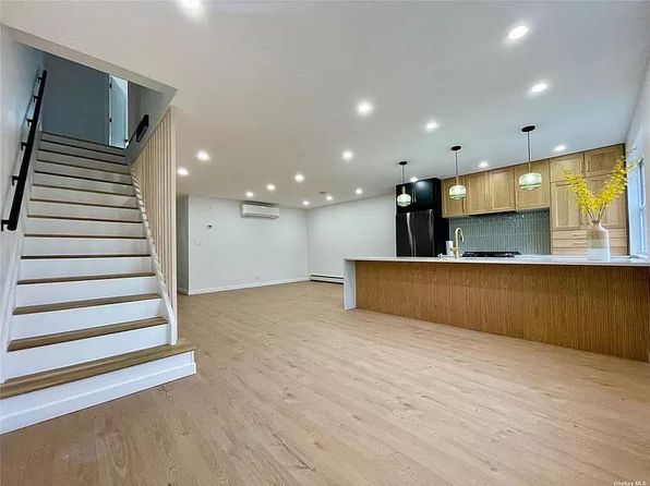 Apartments For Rent in Rockaway Beach New York | Zillow