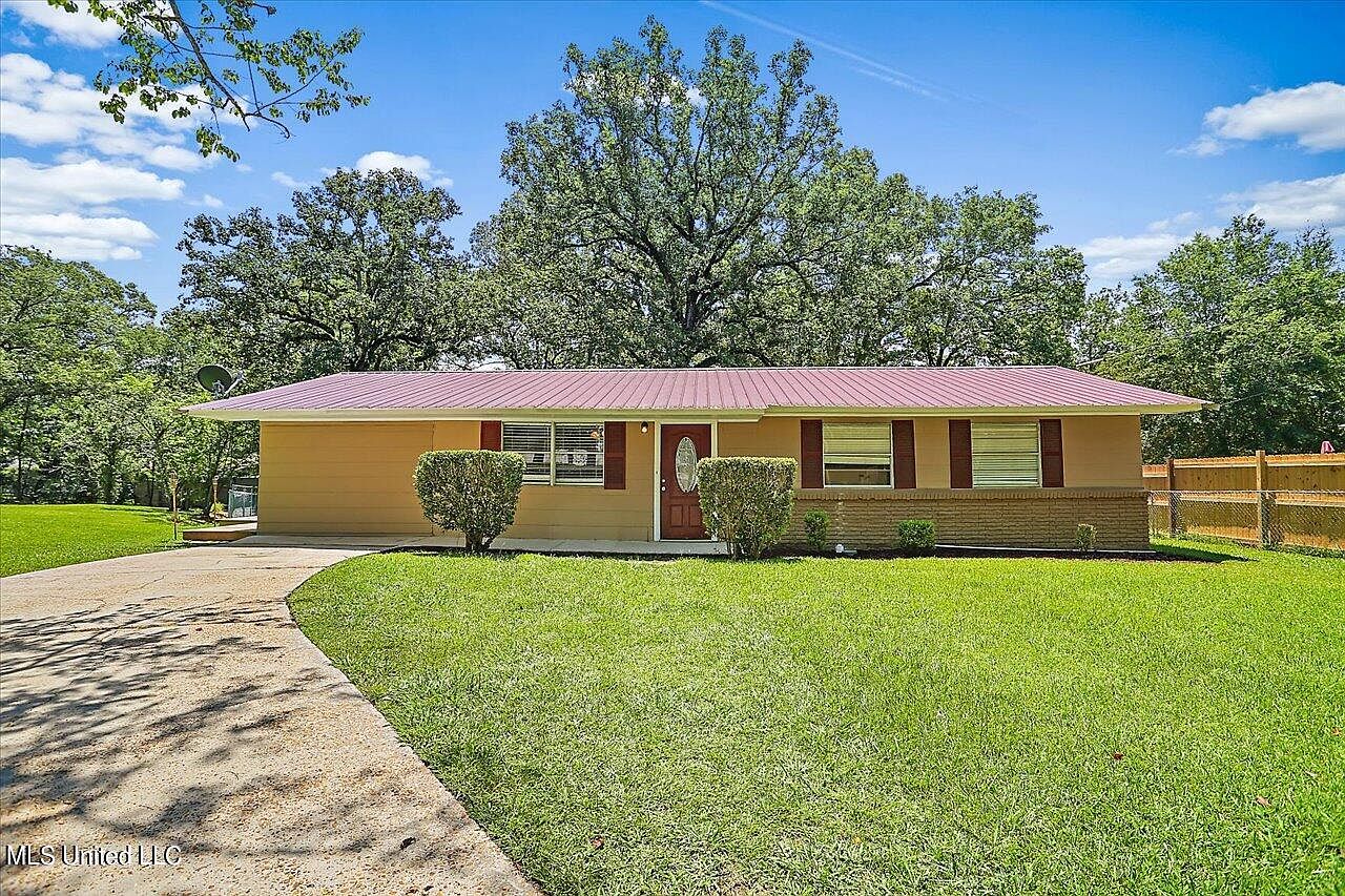 256 Maxine Dr, Pearl, MS 39208 | MLS #4052605 | Zillow