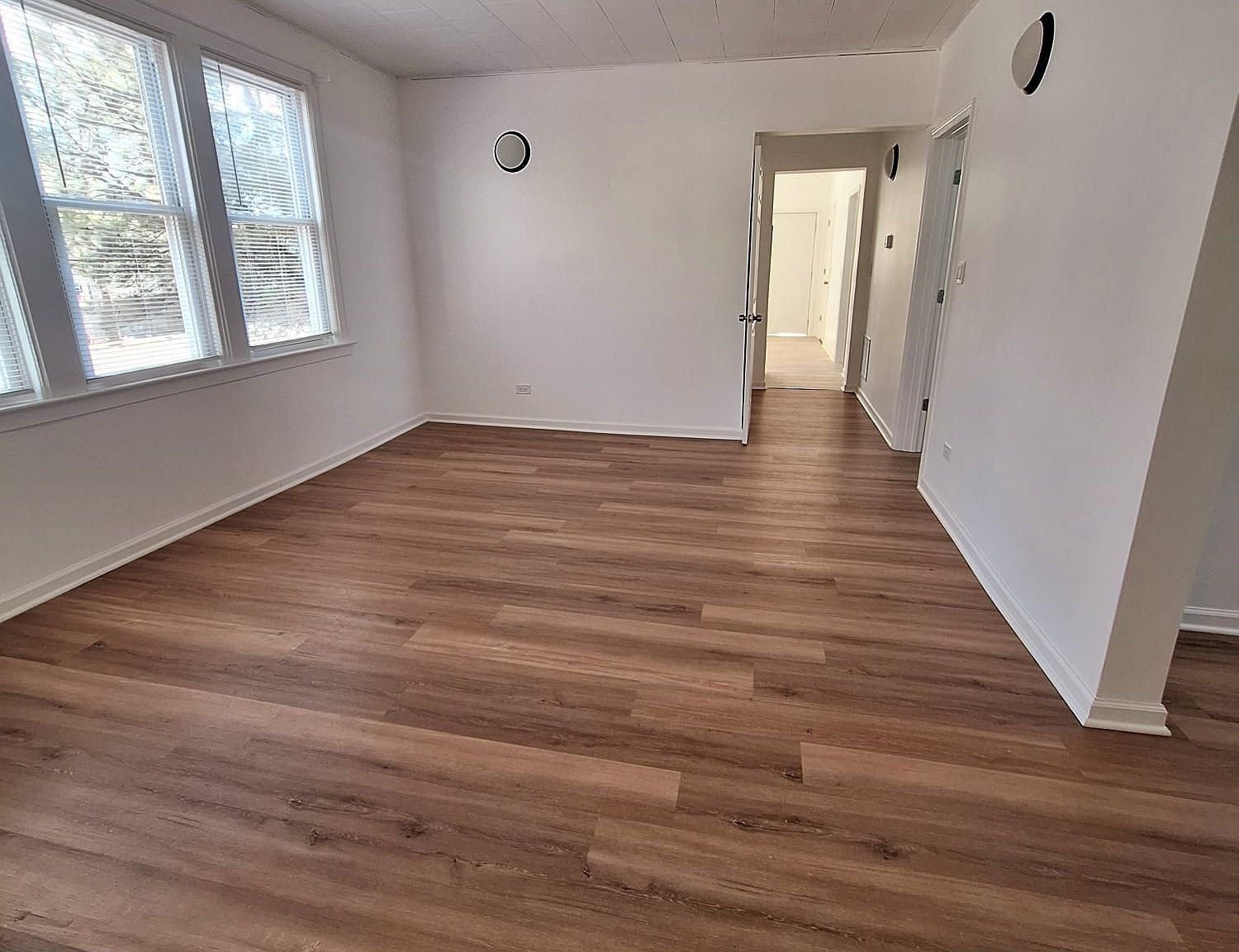 8930 S Baltimore Ave #1, Chicago, IL 60617 | Zillow