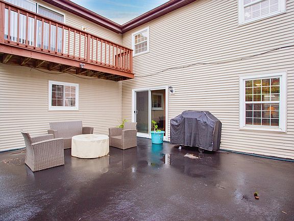 726 S Dennis Rd, Wheeling, IL 60090 | MLS #11888527 | Zillow