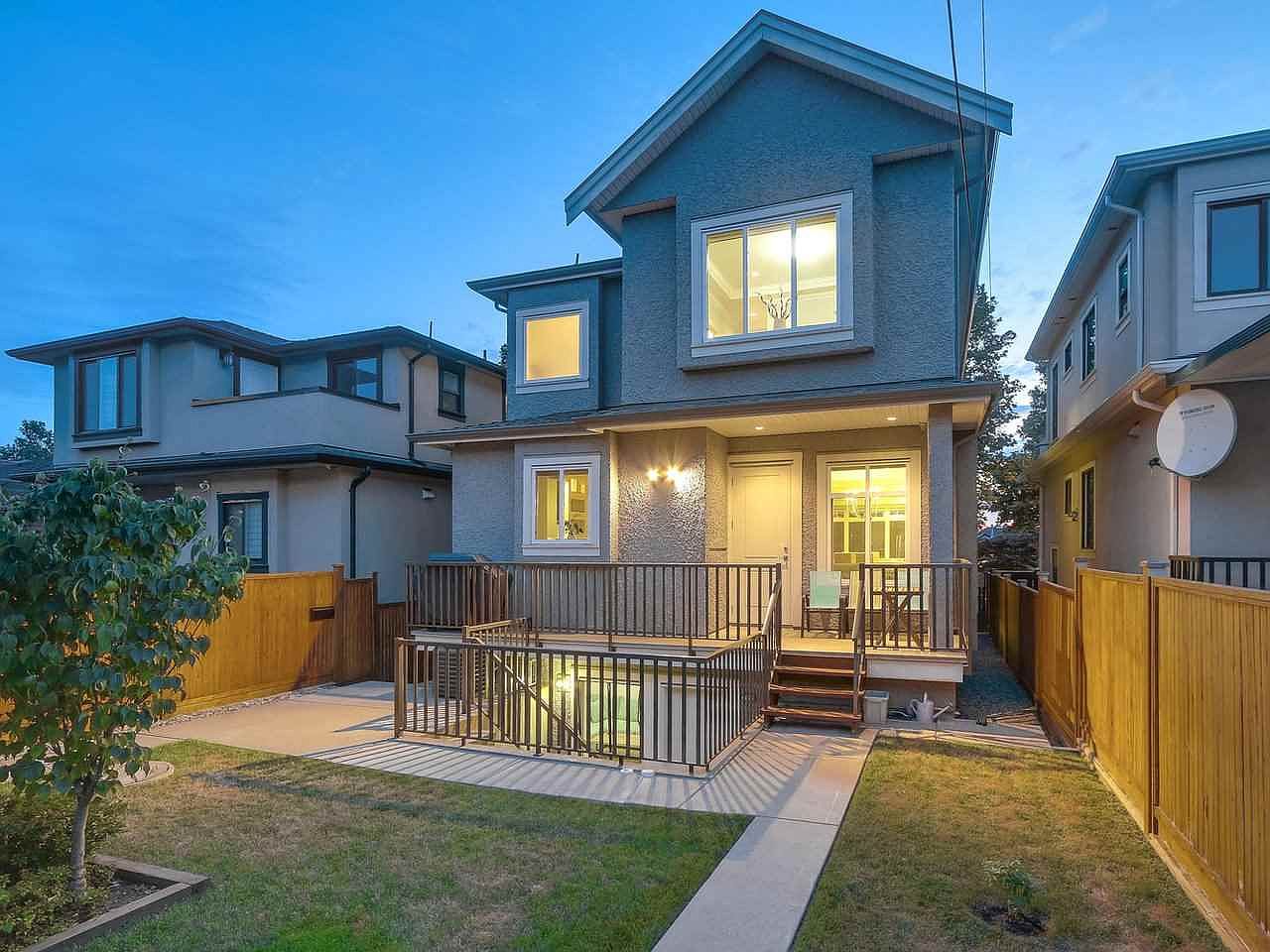 6782 Culloden St, Vancouver, BC V5X 4J4 | Zillow