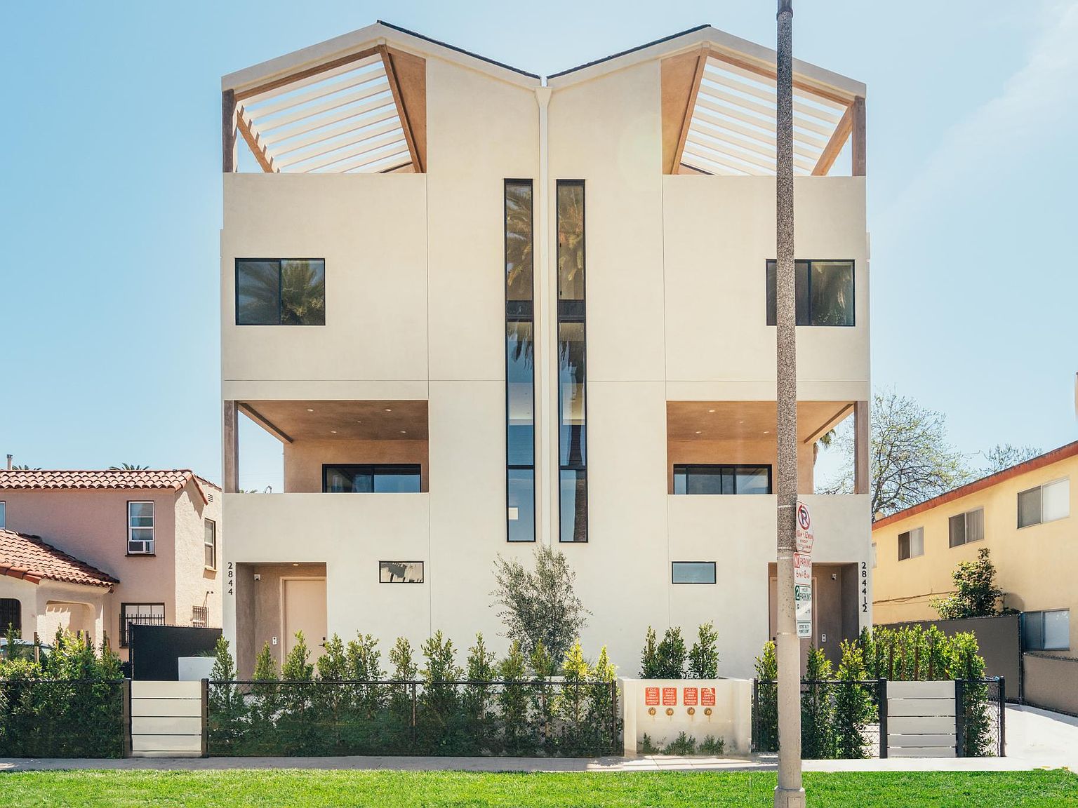 2846 Alsace Ave, Los Angeles, CA 90016 | Zillow