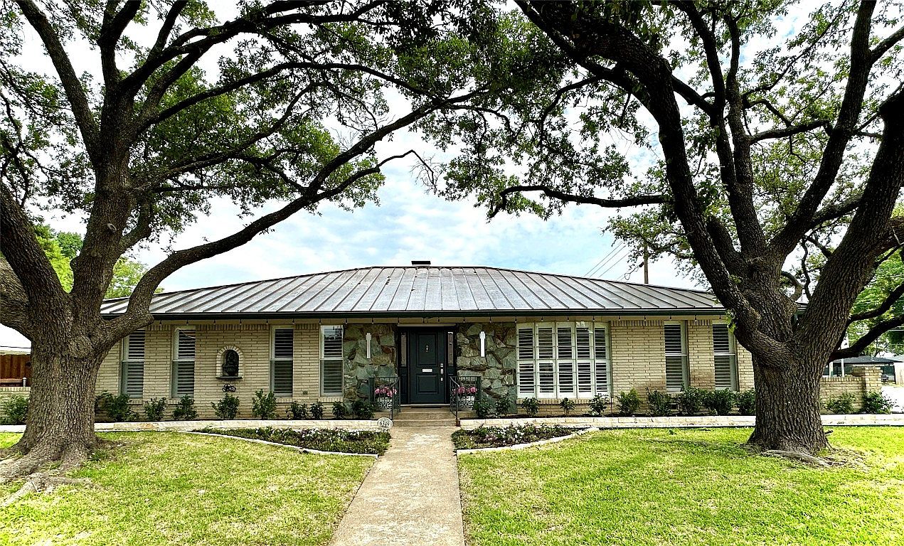 6349 Glennox Ln, Dallas, TX 75214 | Zillow