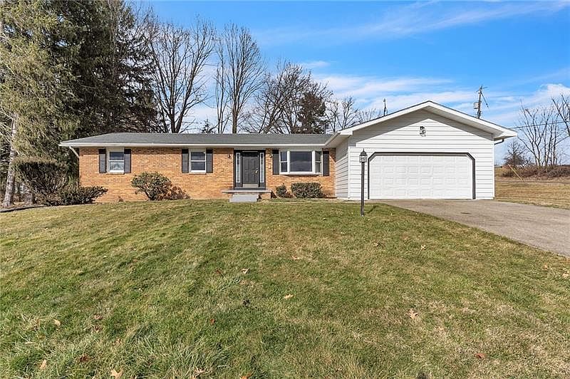 1973 Overlook Dr, Hermitage, PA 16148 | MLS #1640944 | Zillow