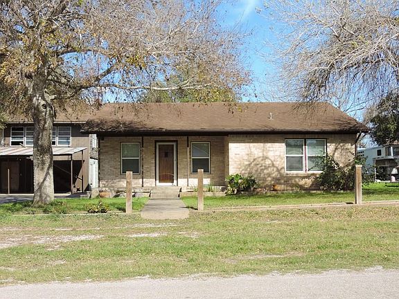 215 Main St, Tuleta, TX 78162 | Zillow