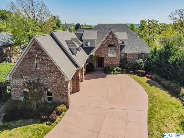 In Gunters Landing - Guntersville AL Real Estate - 44 Homes For Sale ...