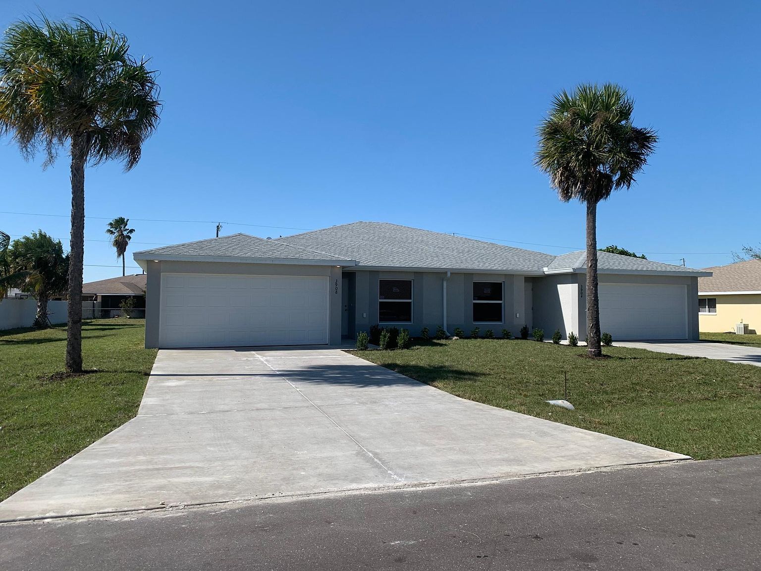 3916 SE 11th Ave, Cape Coral, FL 33904 | Zillow