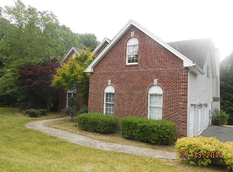 14 Courtney Dr, Flanders, NJ 07836 | Zillow