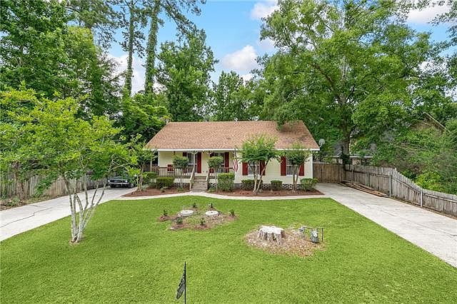 1740 Caroline St, Mandeville, LA 70448 | MLS #2396561 | Zillow