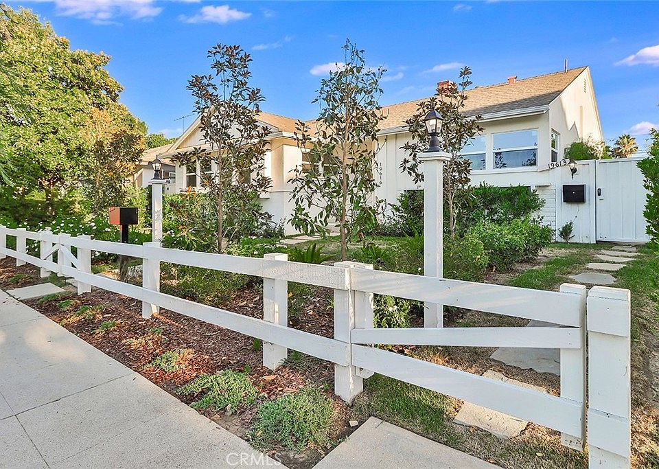 19618 Victory Blvd #ADU, Reseda, CA 91335 | Zillow