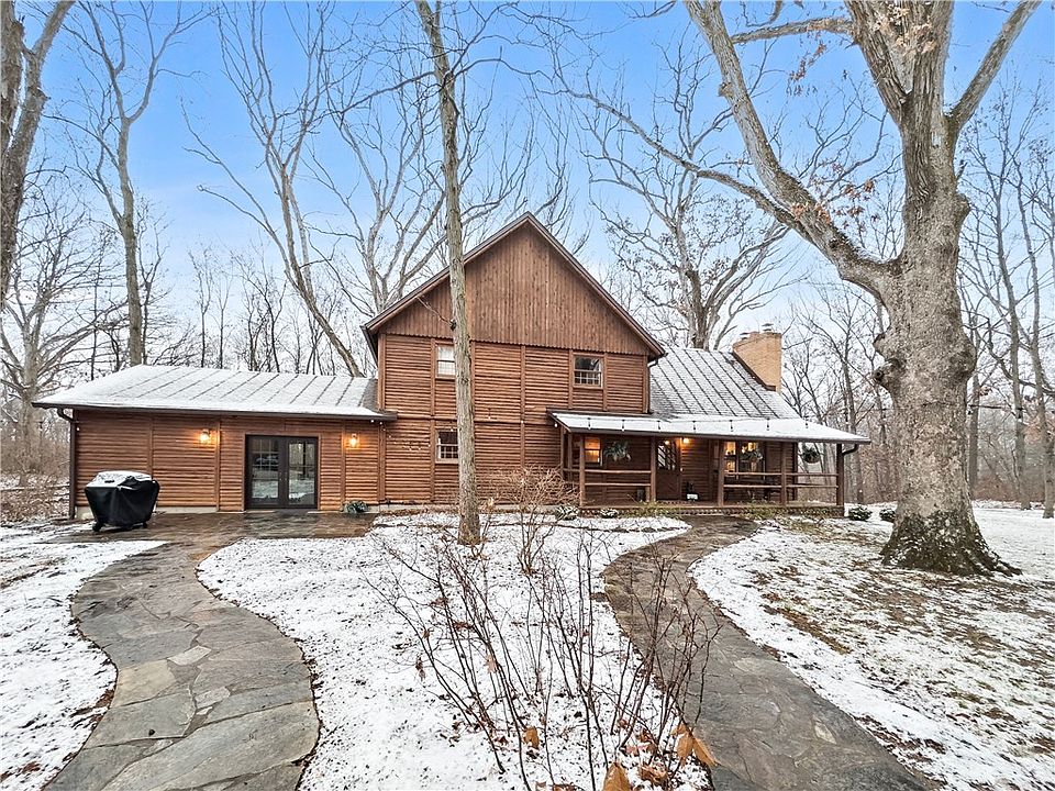 748-2500 East Rd, Strasburg, IL 62465 | Zillow