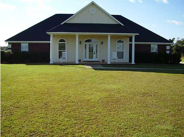 10380 Bay Pointe Blvd N, Grand Bay, AL 36541 | Zillow