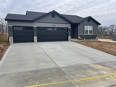 296 Pinckney St Foristell MO | Zillow