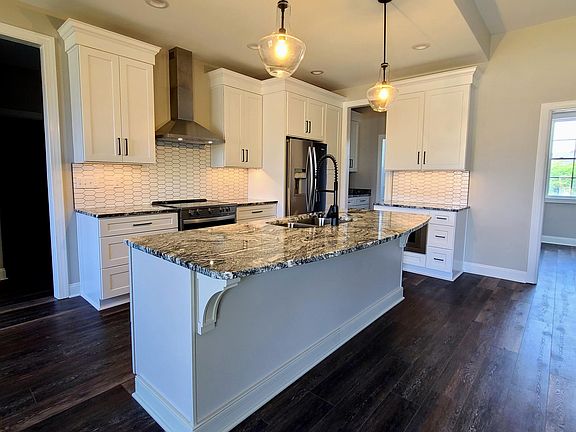 1190 Our Cove Rd, Huddleston, VA 24104 | Zillow