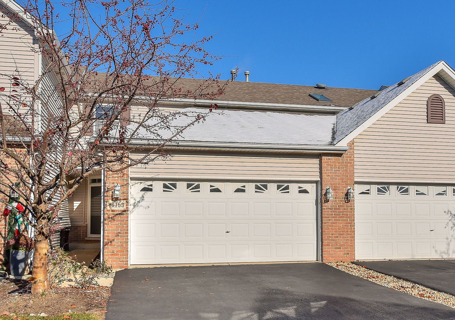 16753 S Sunset Ridge Ct, Lockport, IL 60441 | MLS #11928176 | Zillow