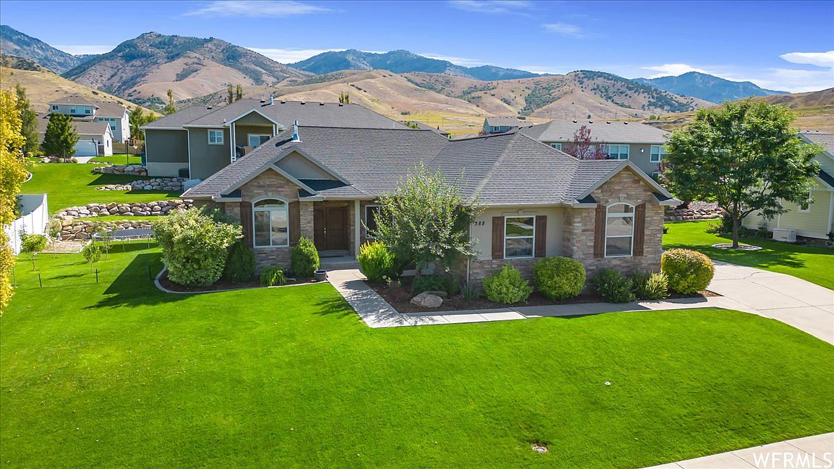 388 S Cardon Dr, Smithfield, UT 84335 | MLS #1899577 | Zillow
