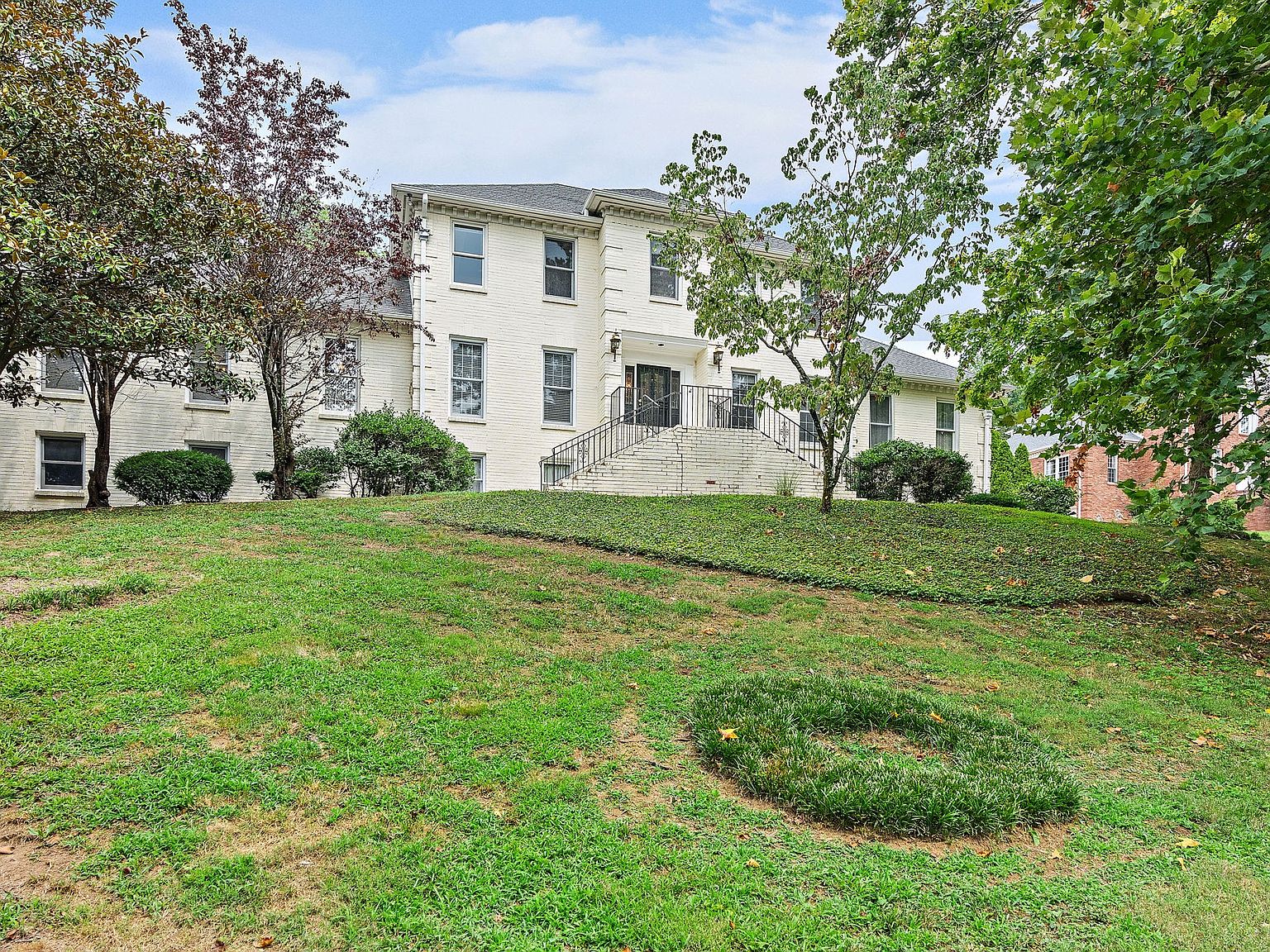 30 Compton Trce, Nashville, TN 37215 | Zillow