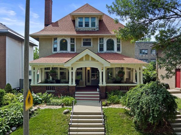Milwaukee WI Single Family Homes For Sale - 416 Homes | Zillow
