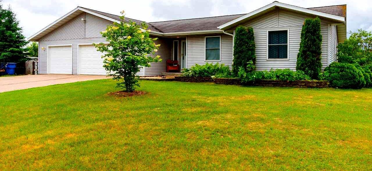 5675 Golla Rd, Stevens Point, WI 54482 | Zillow