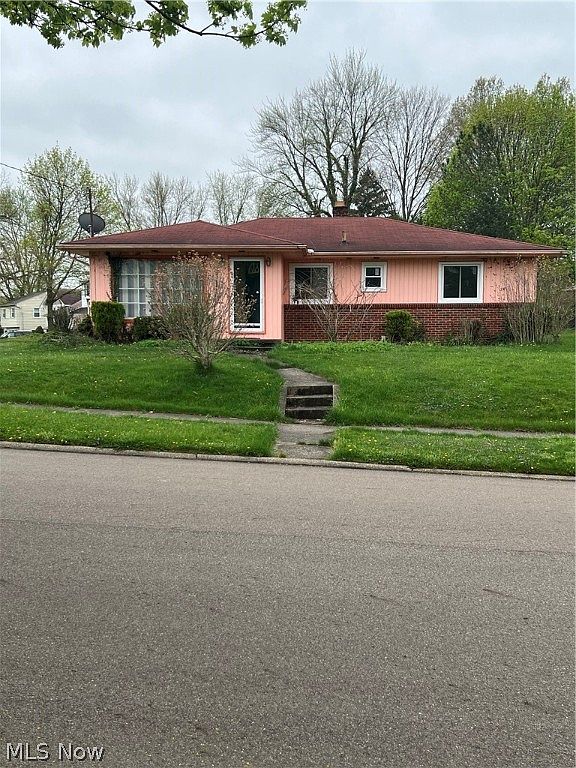 662 Deering Dr, Akron, OH 44313 | Zillow