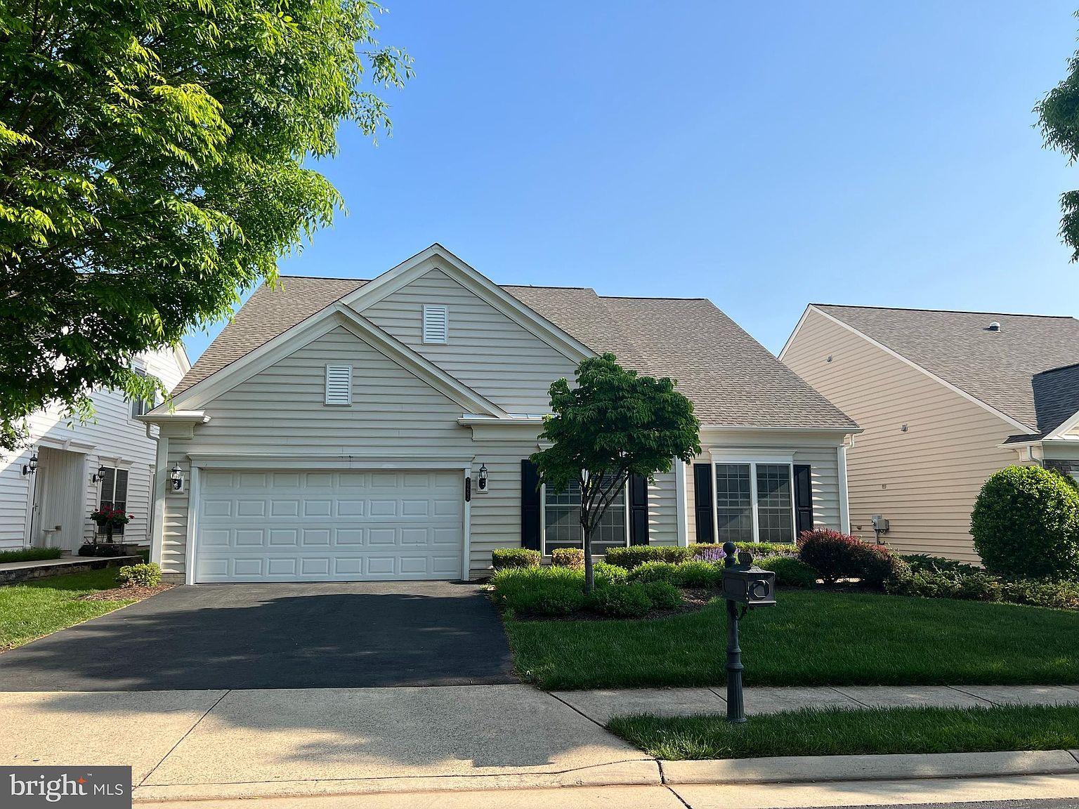 20662 Crescent Pointe Pl, Ashburn, VA 20147 | Zillow