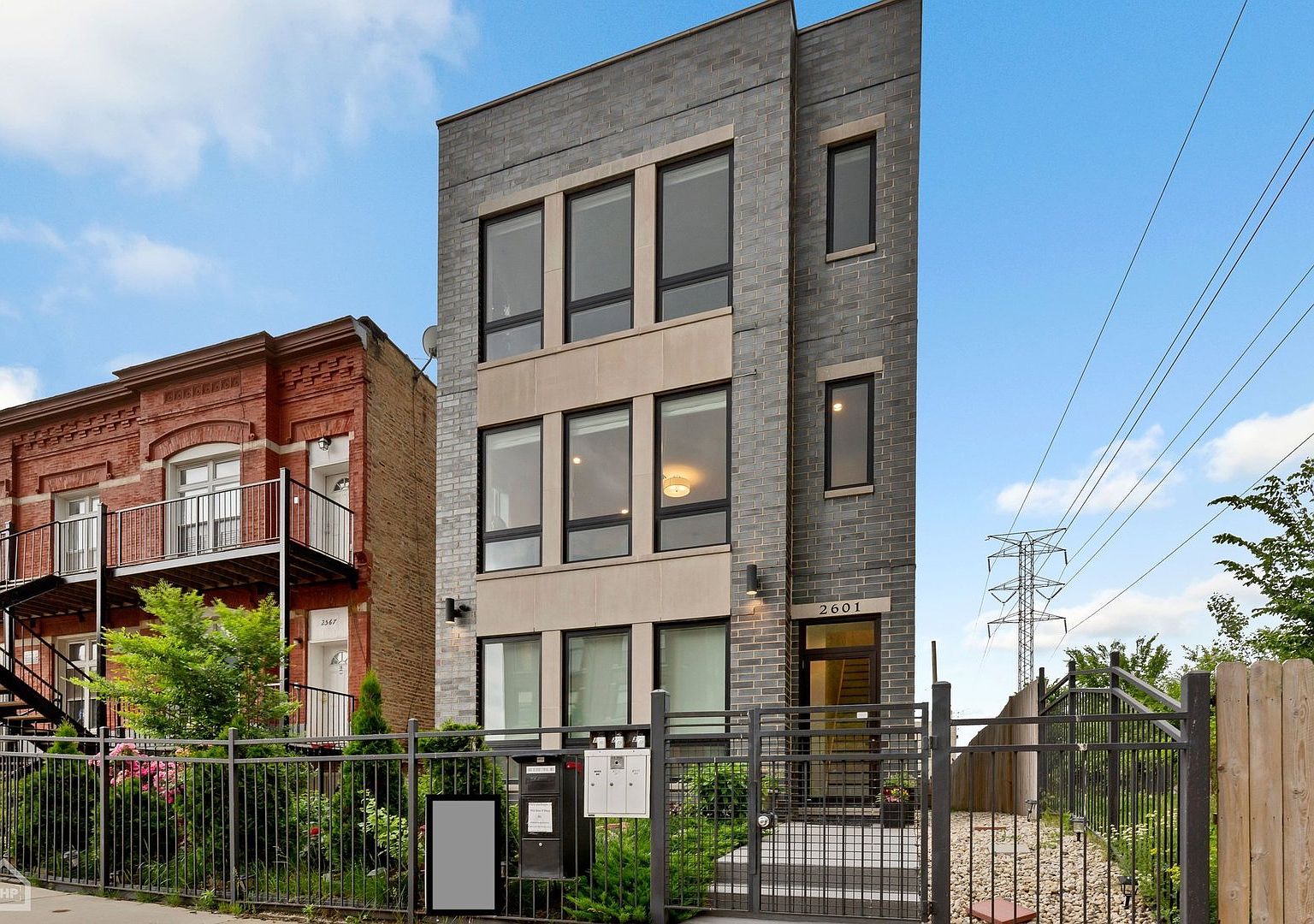 2601 W Washington Blvd #2, Chicago, IL 60612 | Zillow