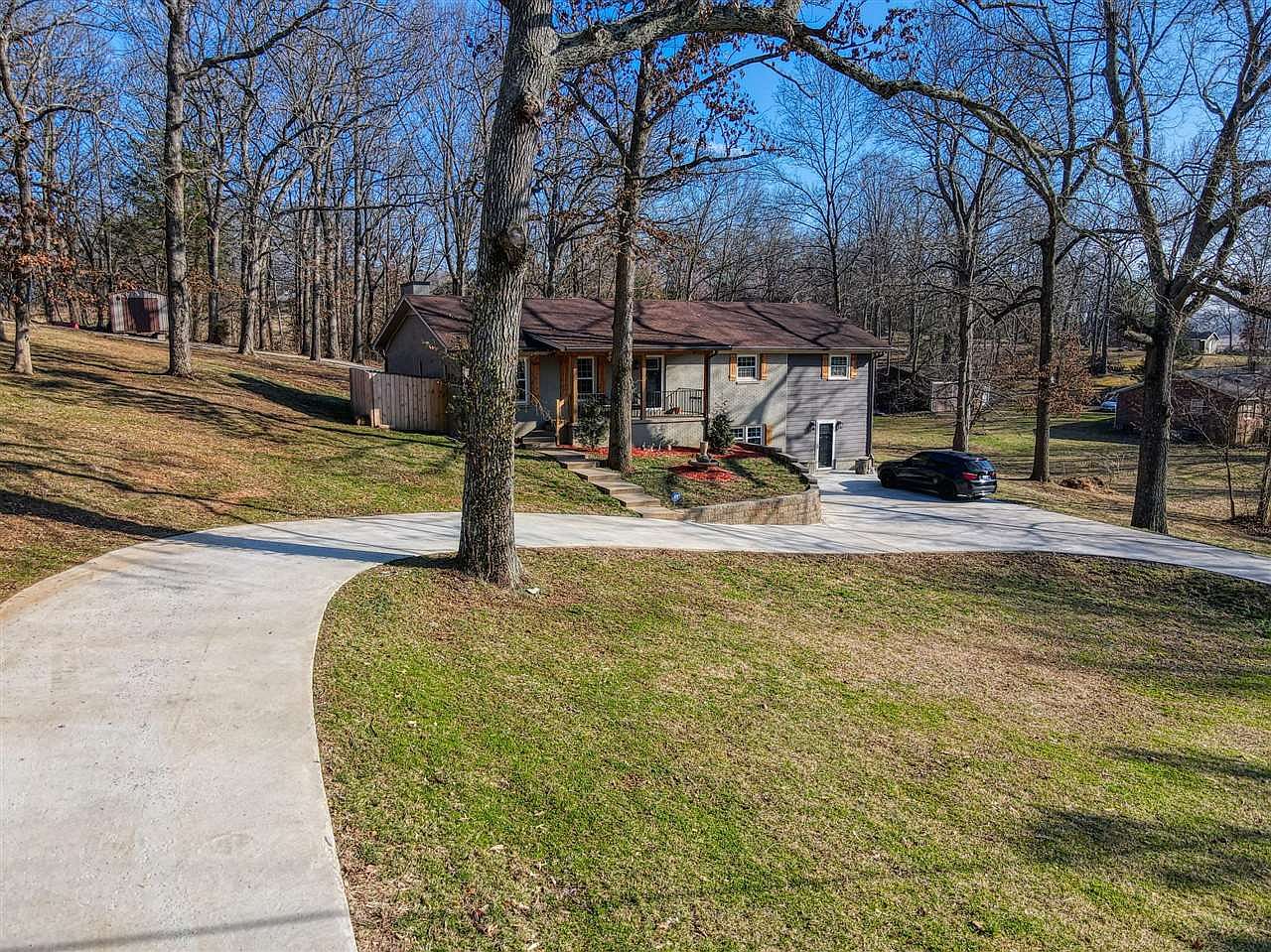 140 Roark Rd, Franklin, KY 42134 | MLS #RA20235737 | Zillow