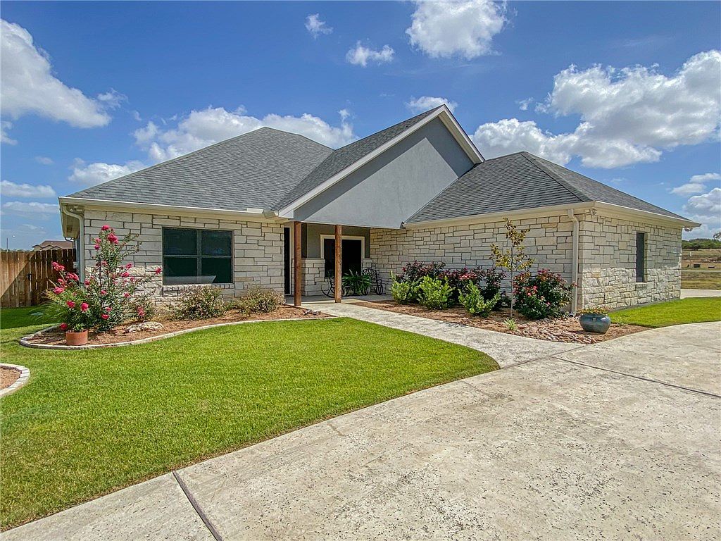 805 Jake Dr, Jarrell, TX 76537 | Zillow