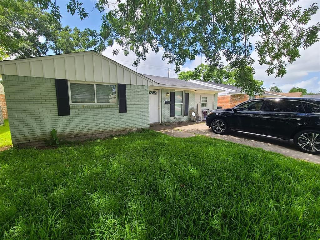 3839 Heatherbloom Dr, Houston, TX 77045 | Zillow