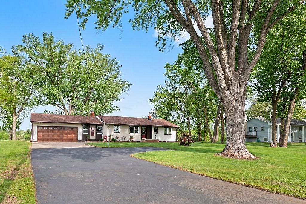 17207 Riverwood Dr, Little Falls, MN 56345 | Zillow