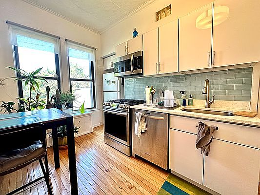 582 7th Ave APT 1L, Brooklyn, NY 11215 | Zillow