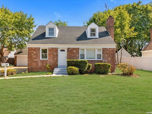 North Merrick Merrick Real Estate - North Merrick Merrick Homes For ...