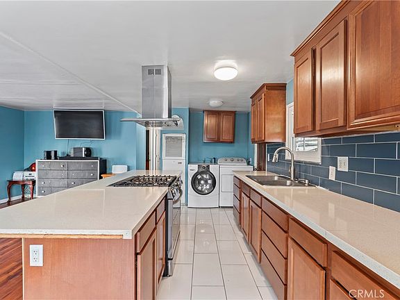 63 Round Table Dr, Riverside, CA 92507 | MLS #CV24091351 | Zillow